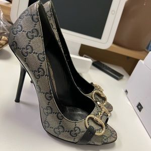 Gucci | Shoes | Gucci Heels With Gucci Buckle | Poshmark